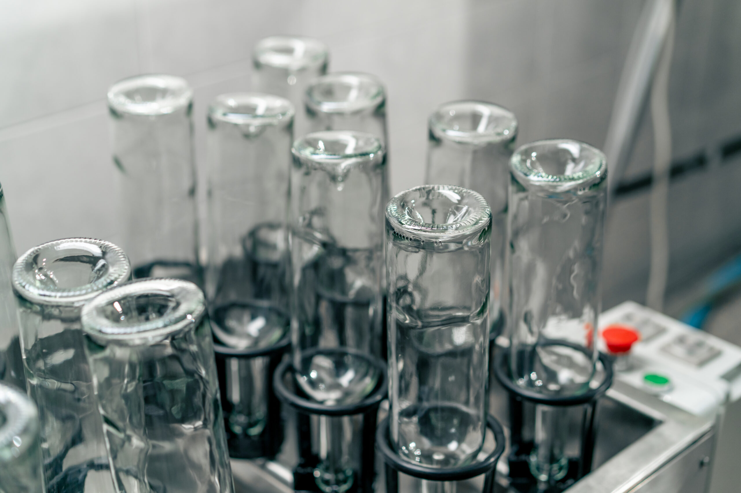 Filtration des vins : les différentes techniques pour un vin clair et ...